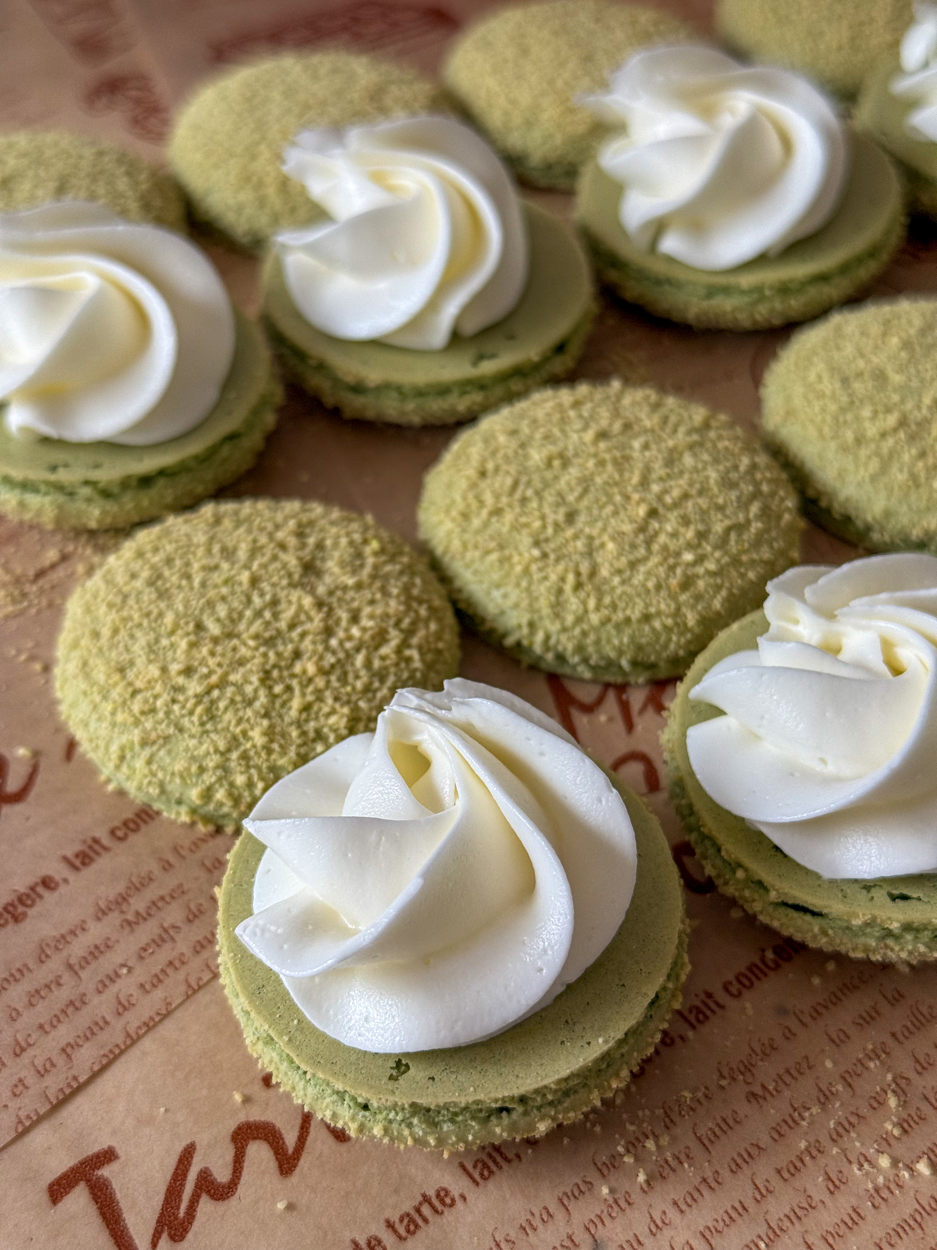 Matcha Velvet Fuji Apple Macarons – Sugar Treats By CK | Baking at home